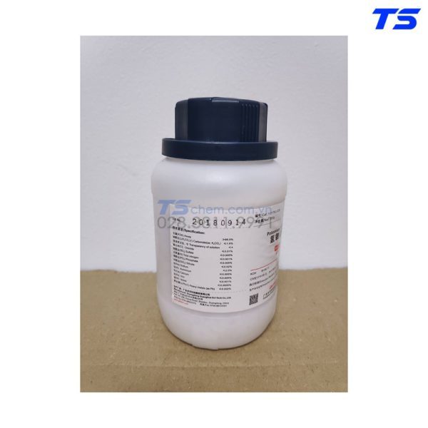 Potassium hydroxide là gì? KOH là gì? Điều cần biết về hoá chất này